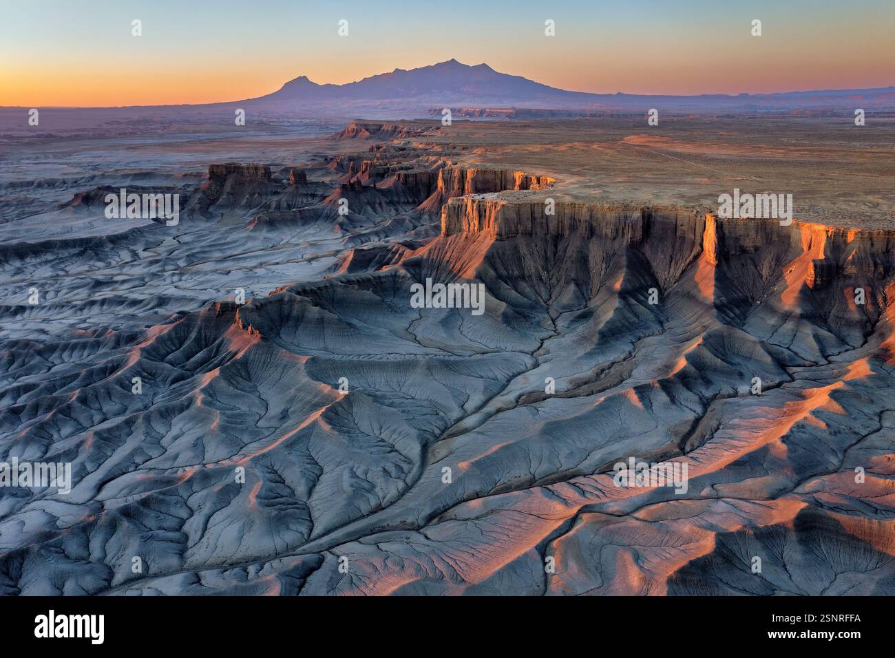 Aerial photo moonscape overlook hi-res stock photography and images - Alamy