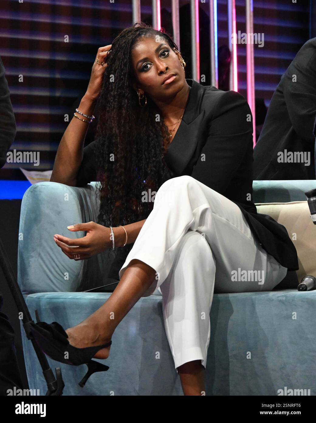 Sanremo, . 14th Feb, 2025. Third Evening. After Festival In the photo ...