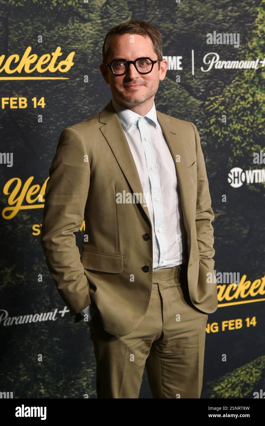 Elijah Wood arrives at the premiere of the third season of ...