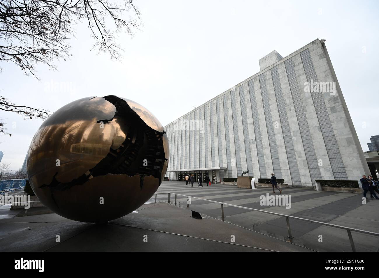 New York, USA. 13th Feb, 2025. View of the the 'Sphere within a Sphere ...