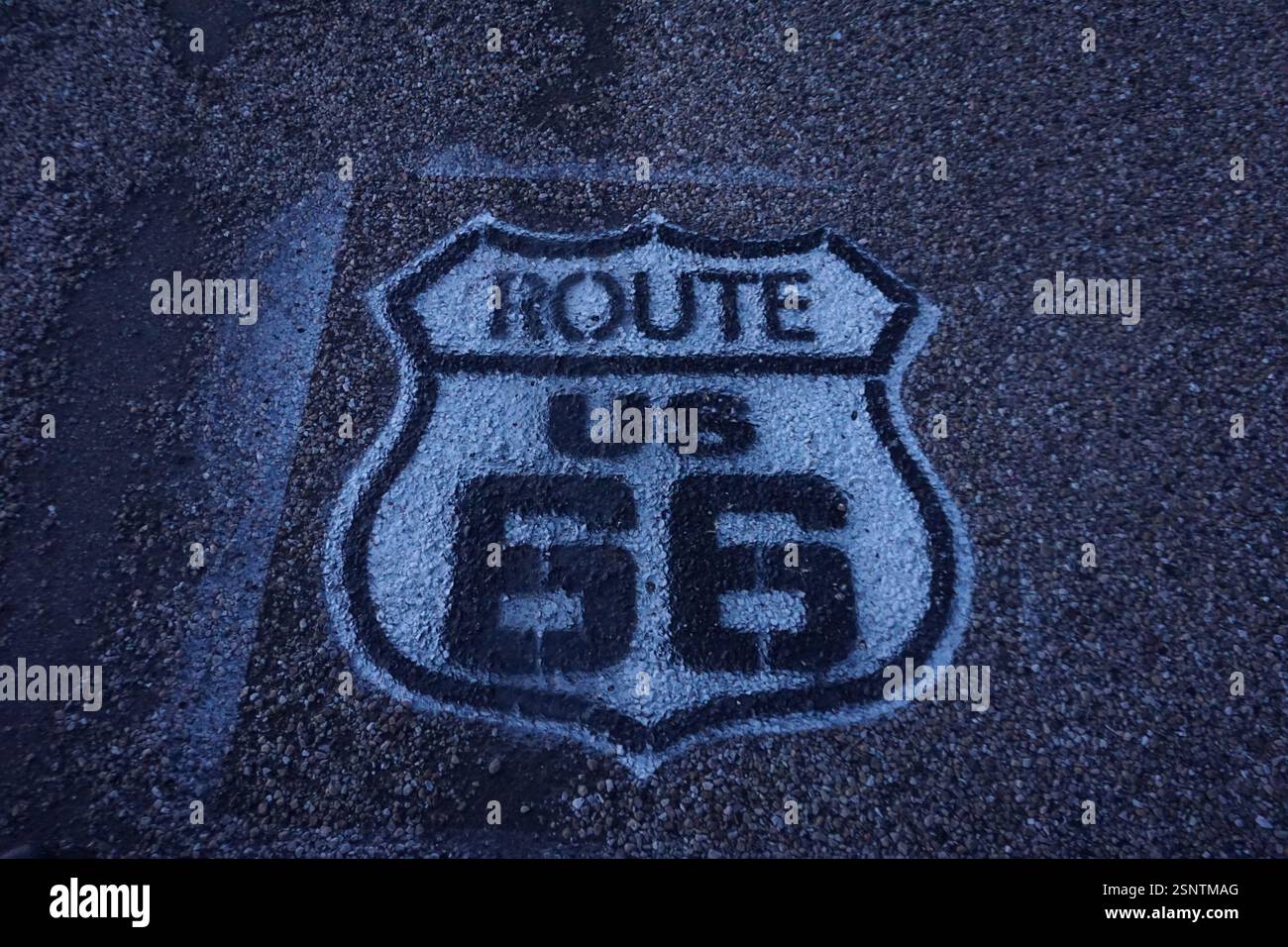 Route US 66 highway Stock Photo - Alamy
