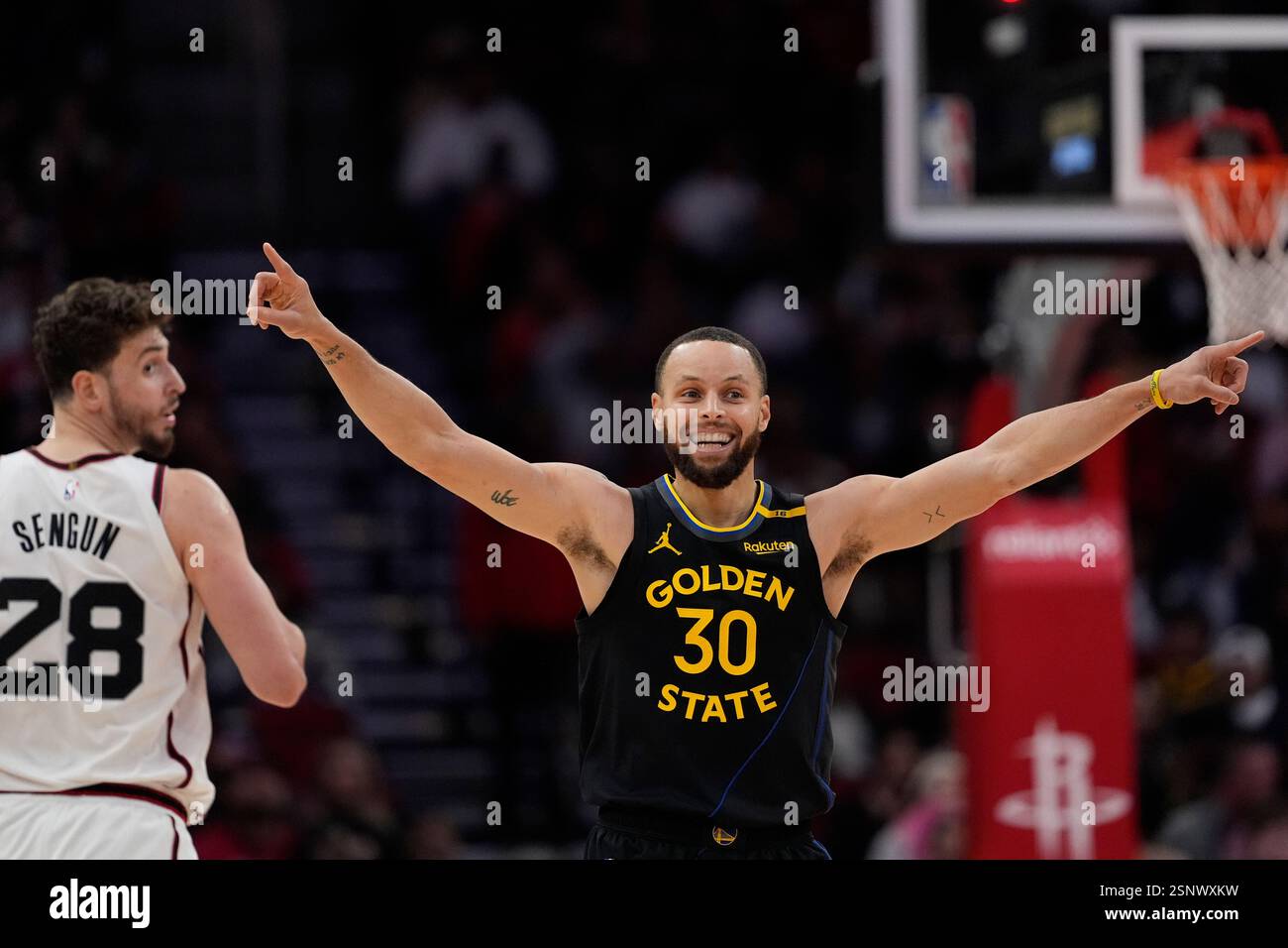 Golden State Warriors' Stephen Curry (30) celebrates during the second ...