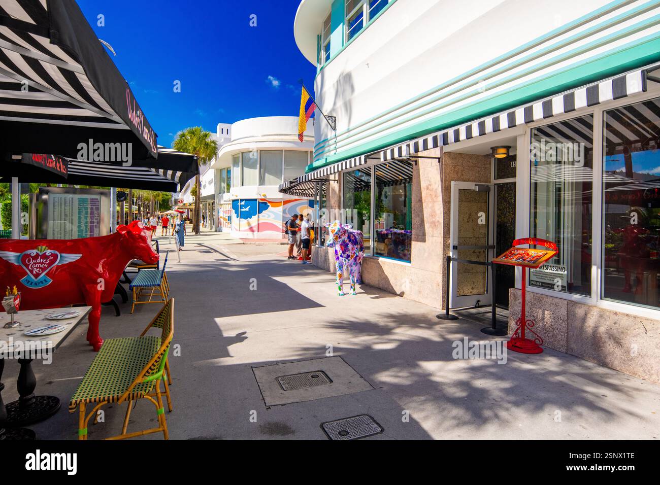 Miami Beach, FL, USA - February 7, 2025: Quadres Carne De Resco ...