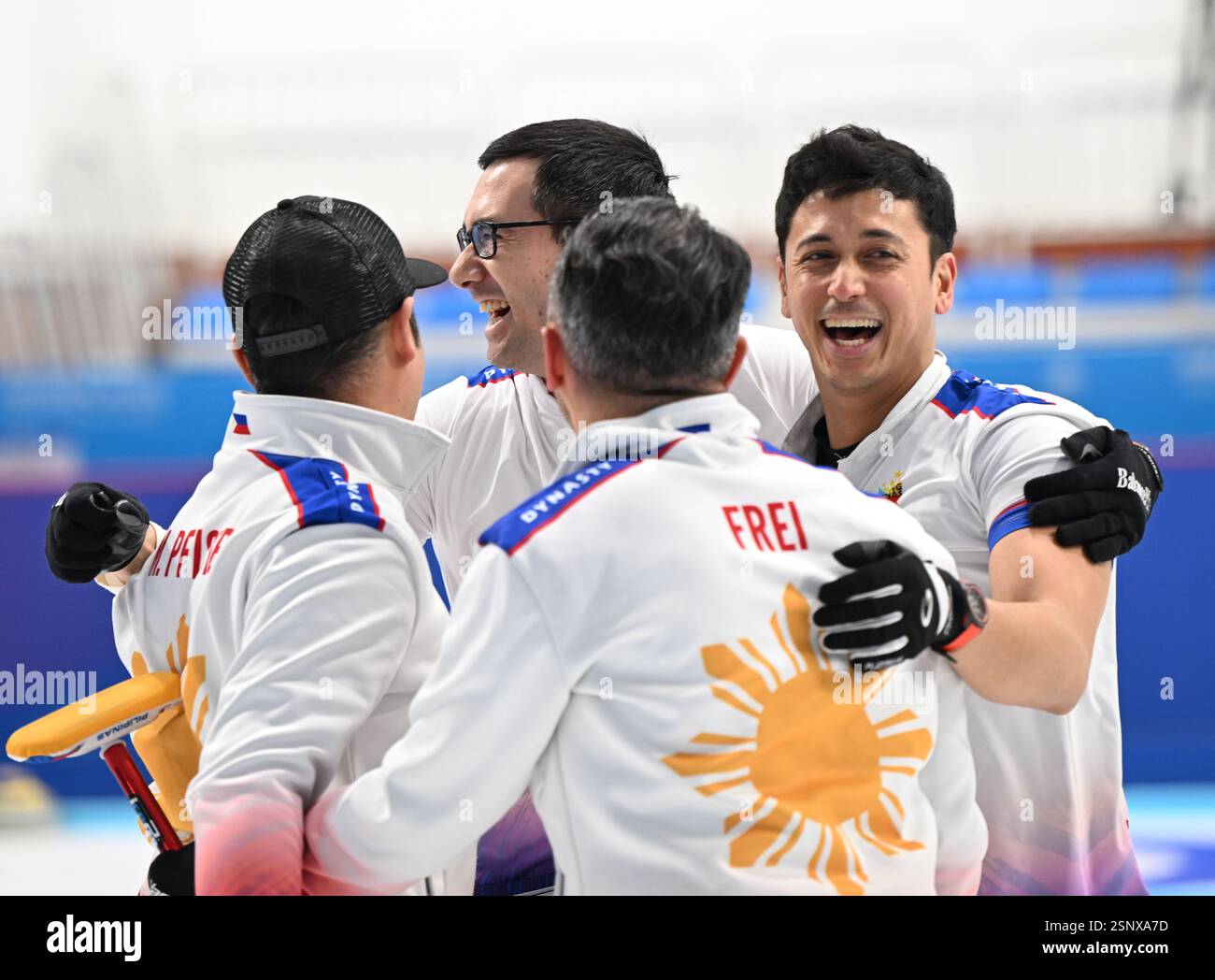 (250214) -- HARBIN, Feb. 14, 2025 (Xinhua) -- (from L to R) Marc ...