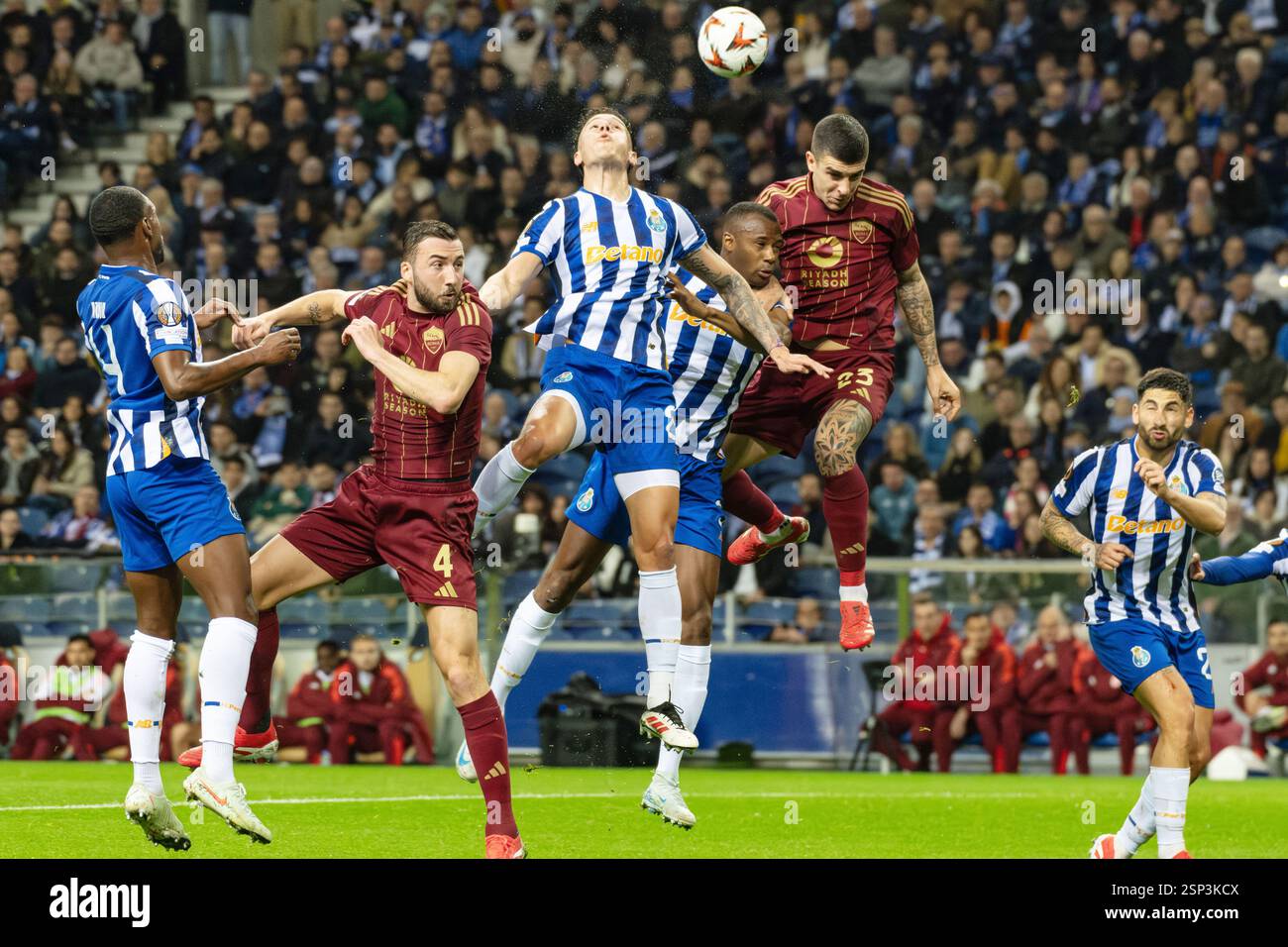 Bryan Cristante, Gianluca Mancini of Roma and Nehuen Perez, Tiago Djalo ...