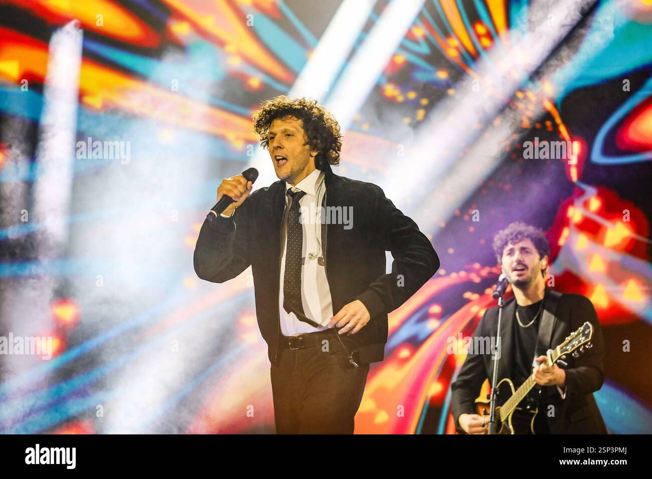 Italian singer Music Concert - ERMAL META - SANREMO 2025 - SUZUKI STAGE ...