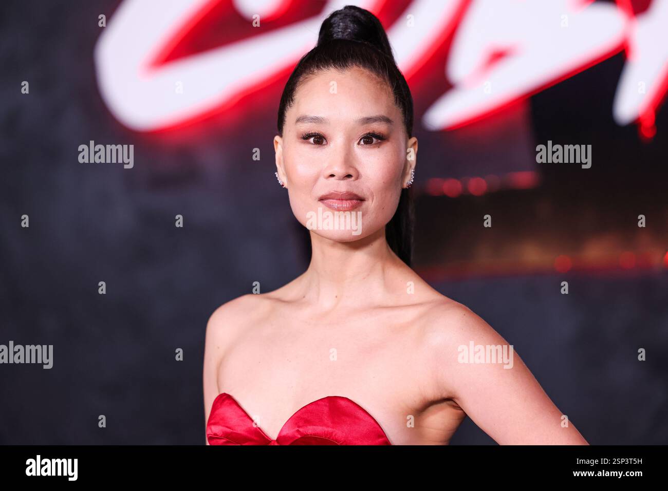 HOLLYWOOD, LOS ANGELES, CALIFORNIA, USA - FEBRUARY 12: Alicia Hannah ...