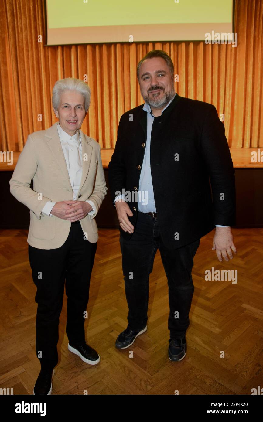 Marie Agnes Strack-Zimmermann FdP Europa Abgeordnete Daniel Foest FdP ...