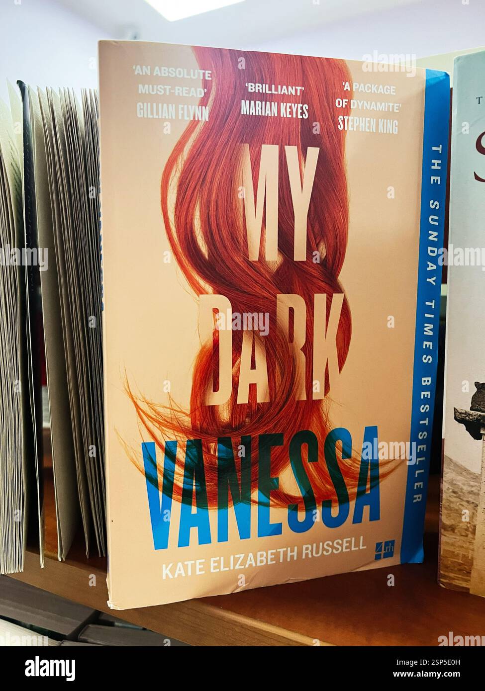 Kate elizabeth russel hi-res stock photography and images - Alamy