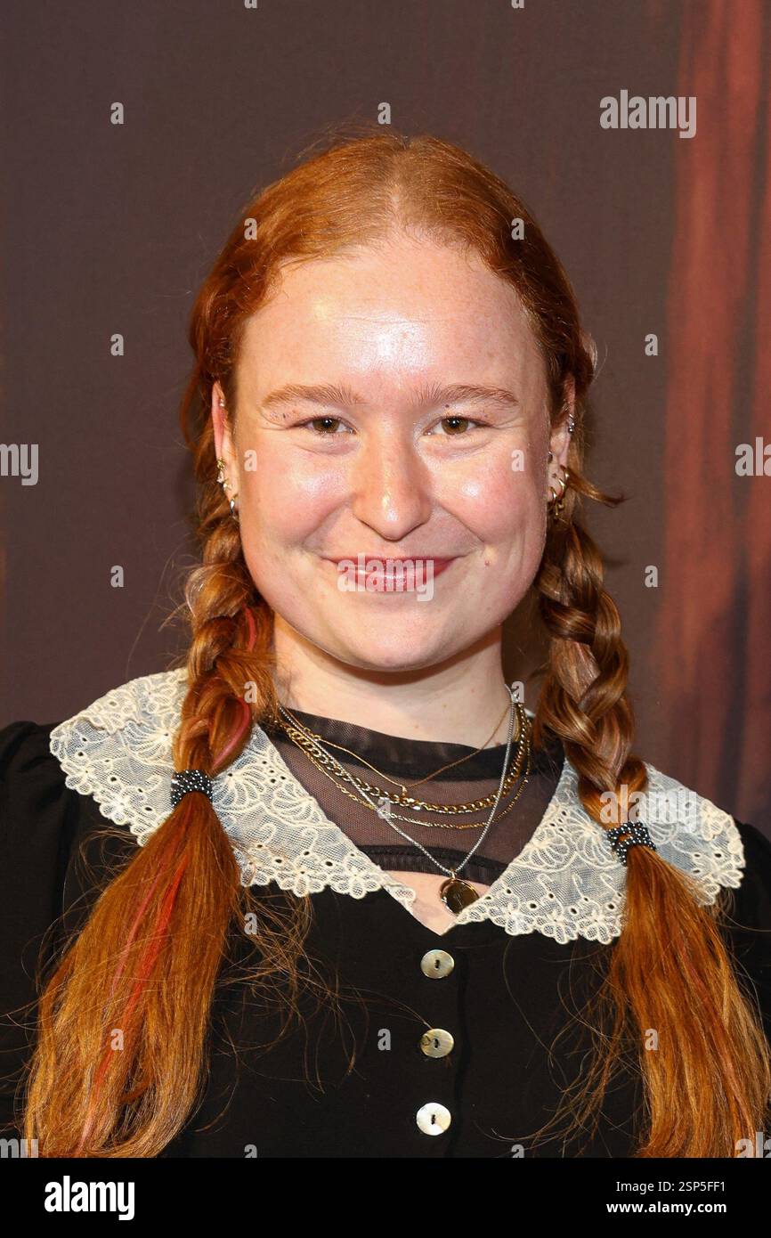 Julia lester 2025 hi-res stock photography and images - Alamy