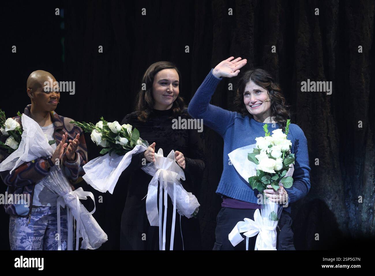 Ny. 13th Feb, 2025. Khaila Wilcoxon, Kate Diaz, Idina Menzel at ...