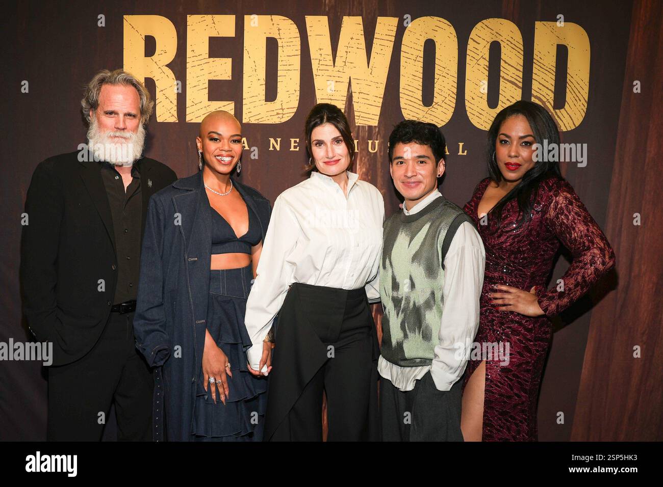 Michael Park, Khaila Wilcoxon, Idina Menzel, Zachary Noah Piser, De ...