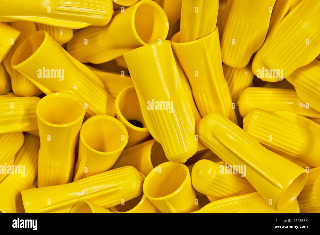 Plastic wire nuts hi-res stock photography and images - Alamy
