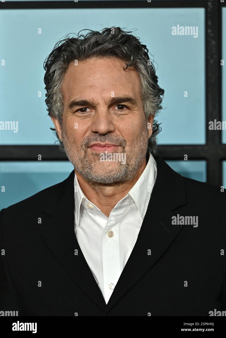 London, UK. 13th Feb, 2025. Mark Ruffalo attends ‘MICKEY 17’ - World ...