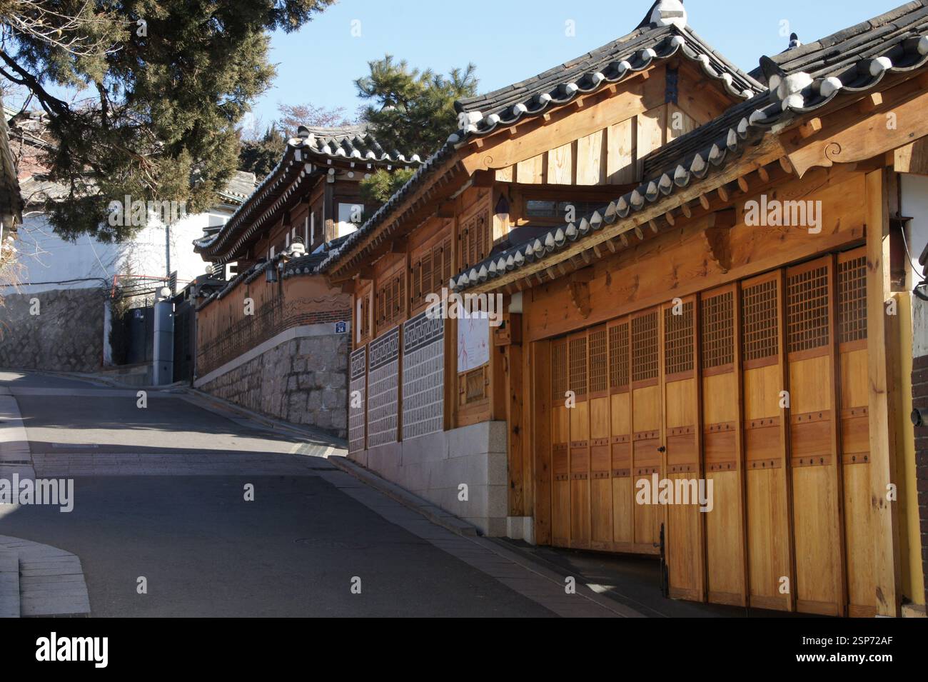 Korean Hanok. Traditional Korean house with tiled roof and wooden walls ...
