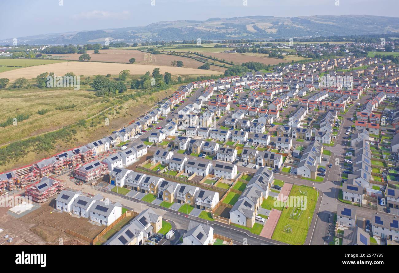 New housing development at Dargavel in Bishopton Stock Photo - Alamy