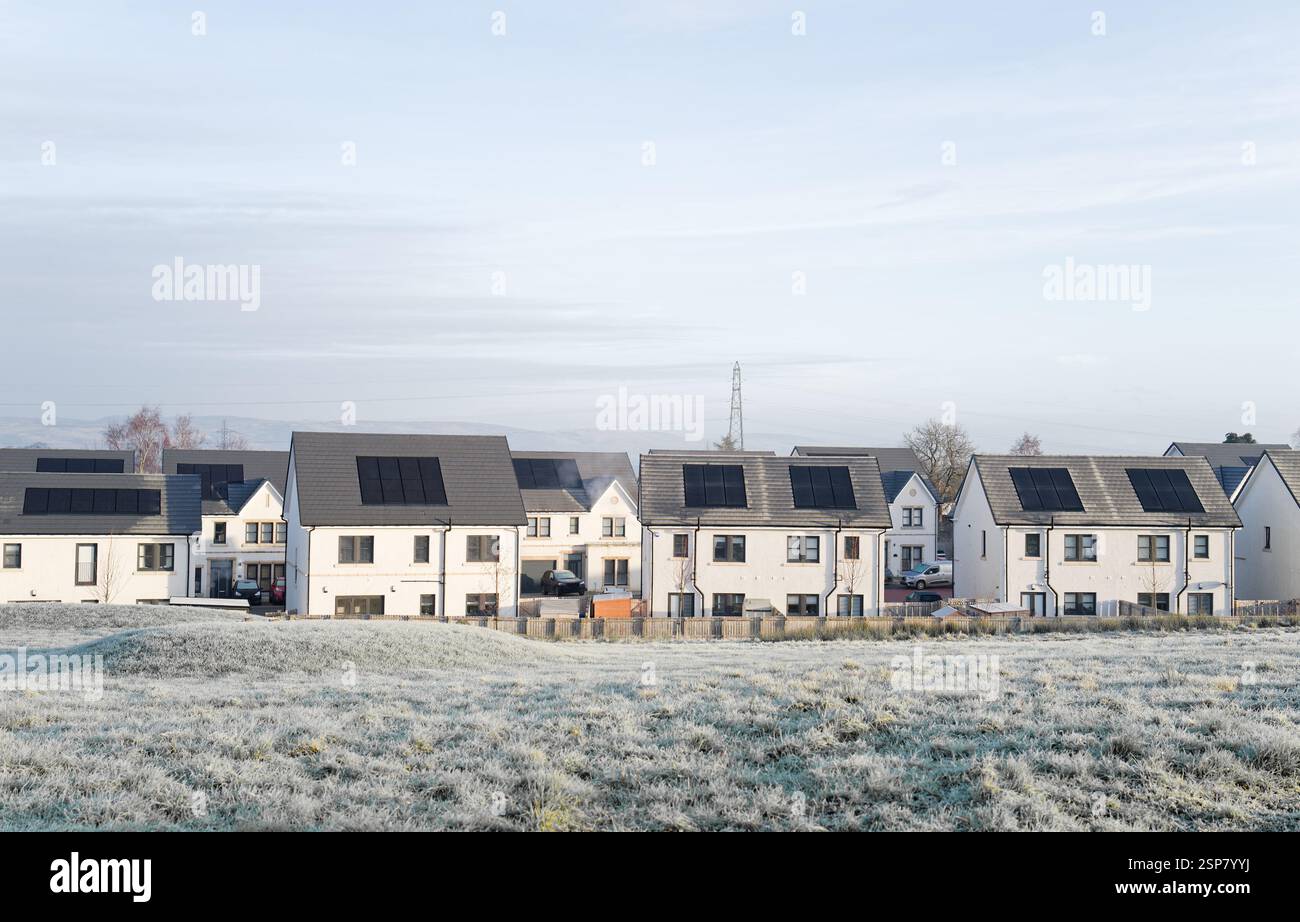 New housing development at Dargavel in Bishopton Stock Photo - Alamy