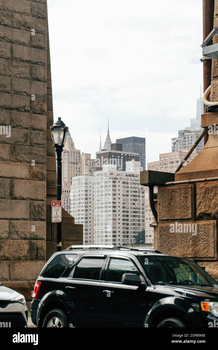 Exploring urban architecture and city life in New York City duri Stock ...