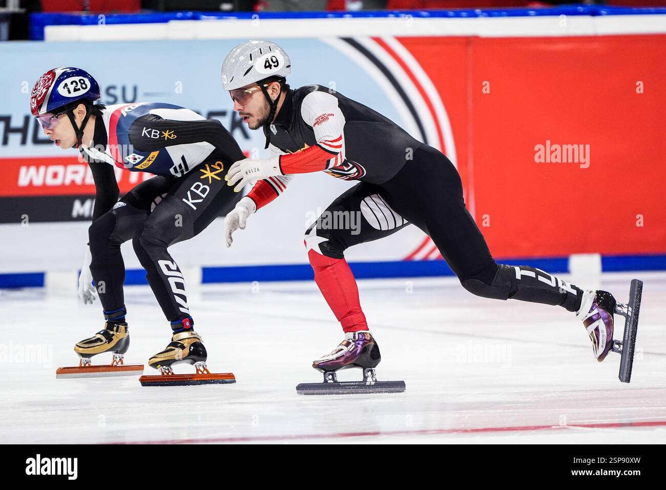 Milan, Italy. 14th Feb, 2025. MILAN, ITALY - FEBRUARY 14: Jung Su Lee ...