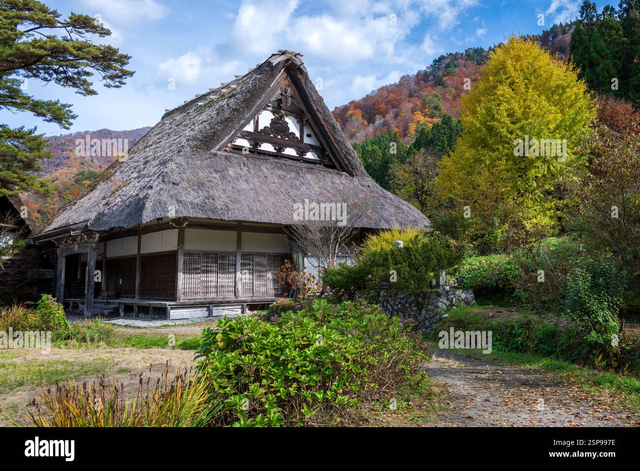 Thatched Roof Buildings in Shirakawa-go, Japan Stock Photo - Alamy