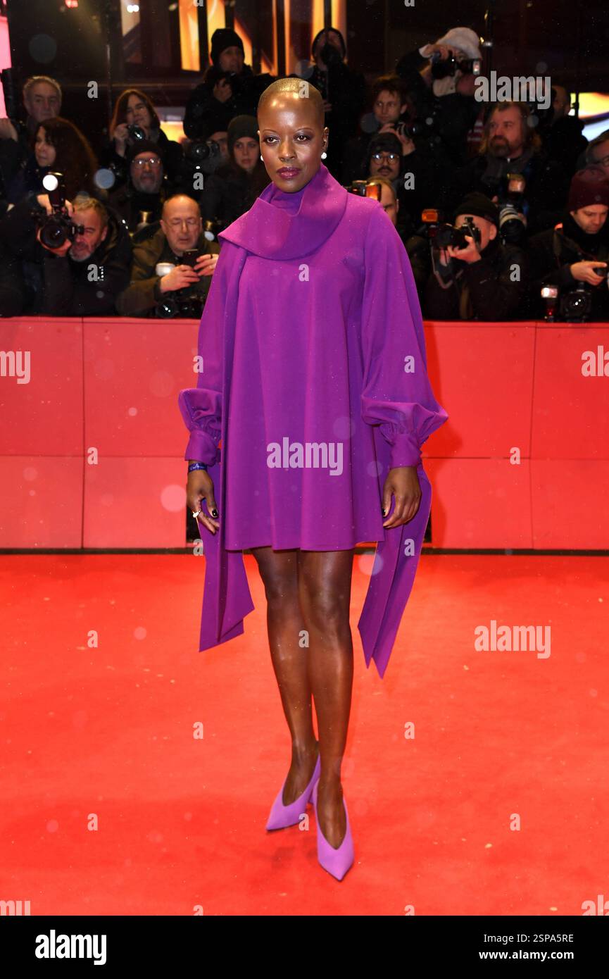 Florence Kasumba bei der Premiere Das Licht und Berlinale Eroeffnung am ...