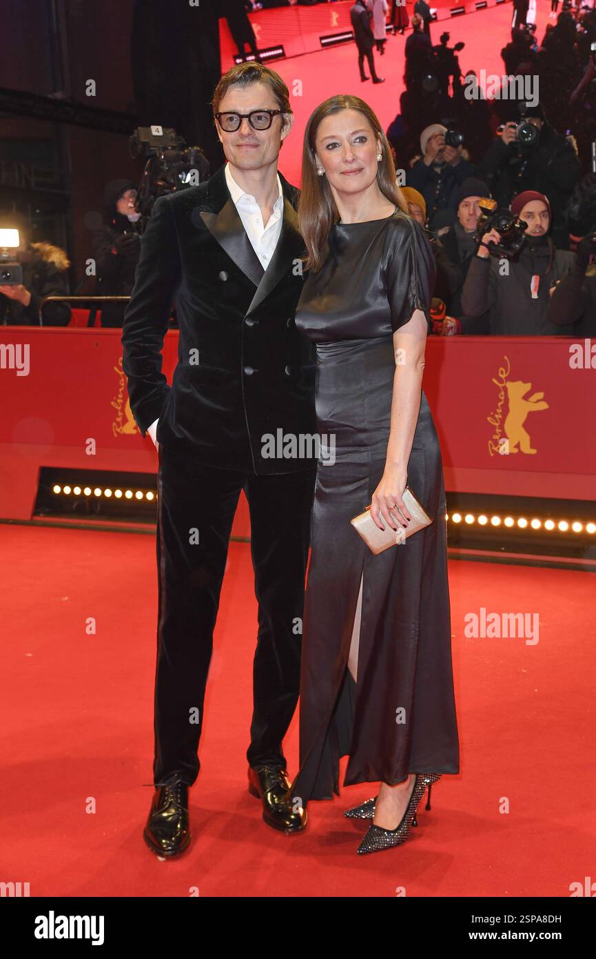 Alexandra Maria Lara und Sam Riley bei der Das Licht Premiere und ...