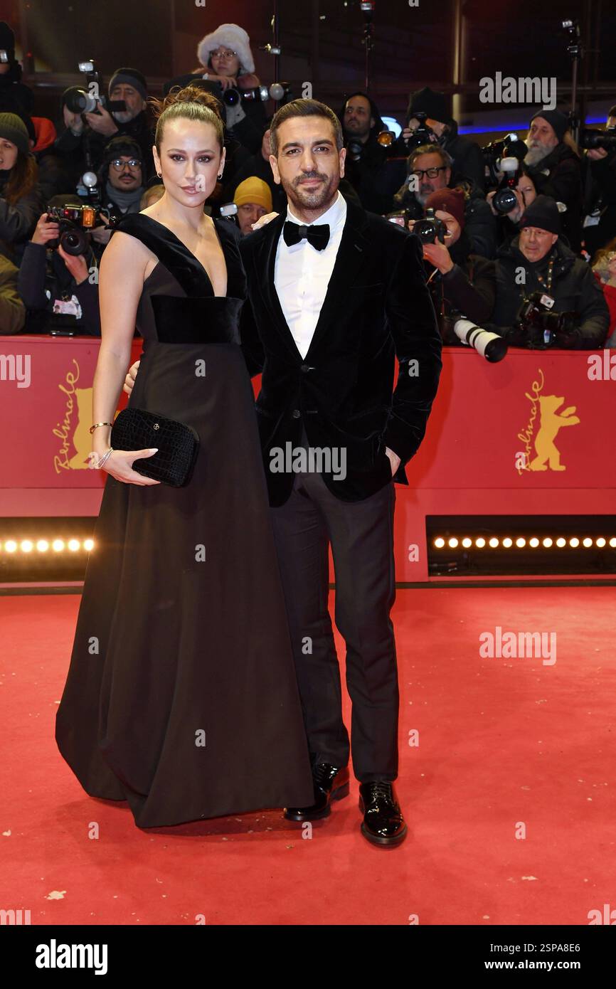 Jessica M Barek und Elyas M Barek bei der Premiere Das Licht und ...