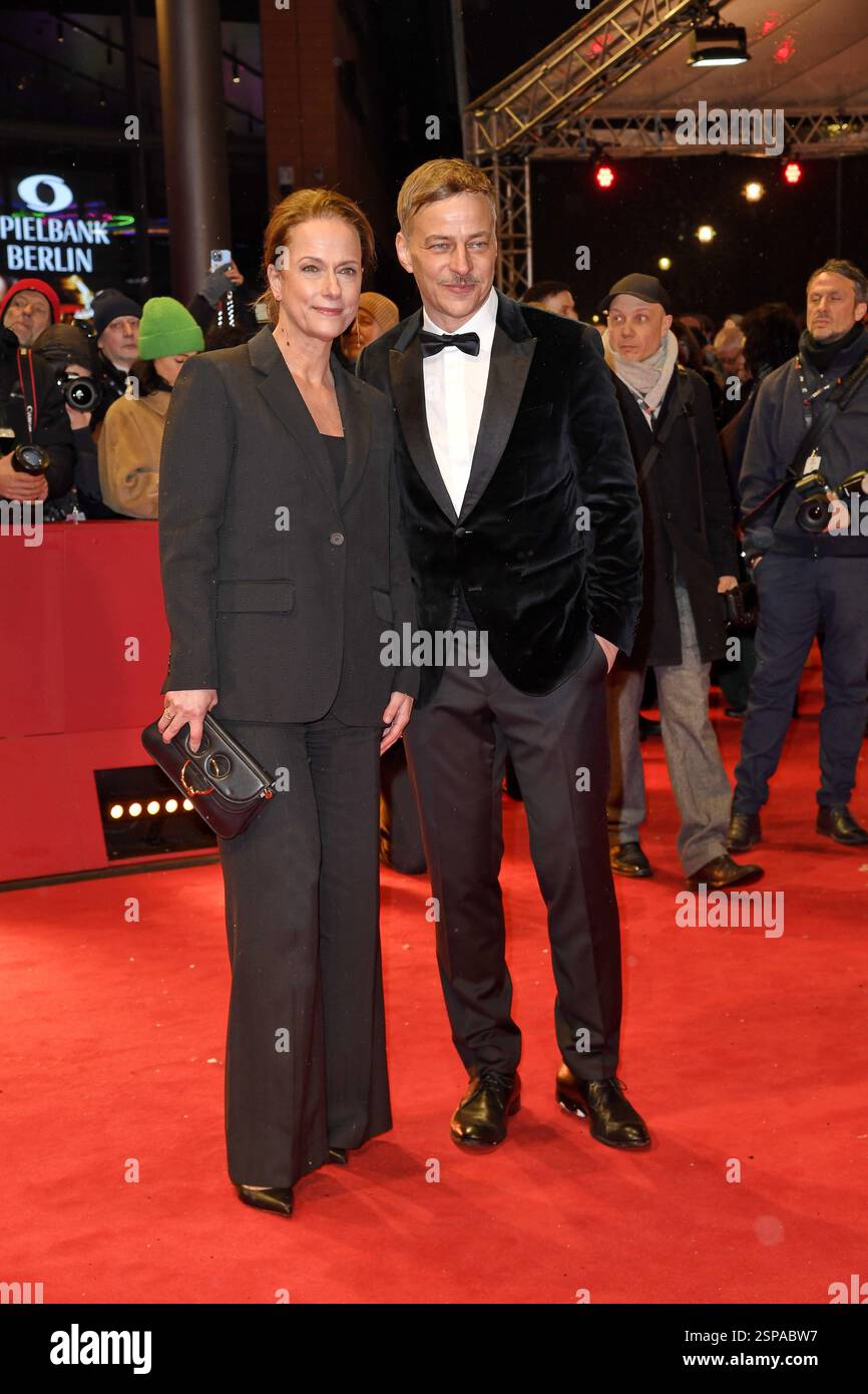 Claudia Michelsen und Tom Wlaschiha bei der Premiere Das Licht und Berlinale Eroeffnung am 13.02 ...