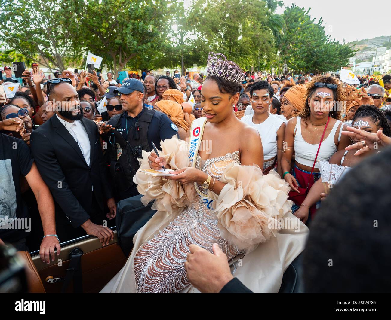 Angélique Angarni-Philopon the first Miss France from Martinique and ...