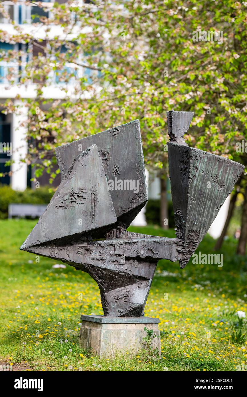 The Hampstead Figure - bronze sculpture by F E McWilliam, commissioned ...