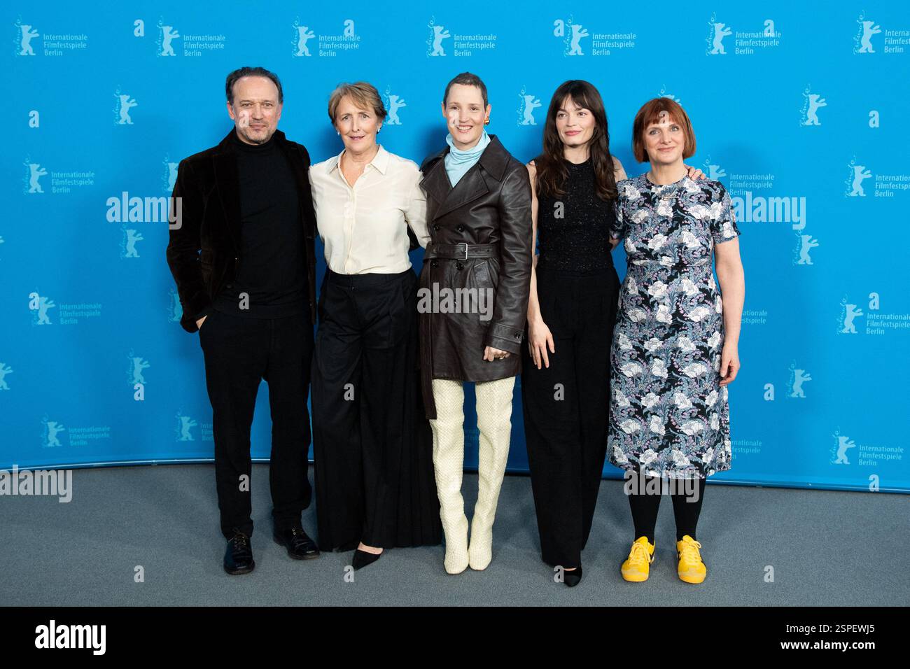 Vincent Perez, Fiona Shaw, Vicky Krieps, Emma Mackey and Rebecca ...