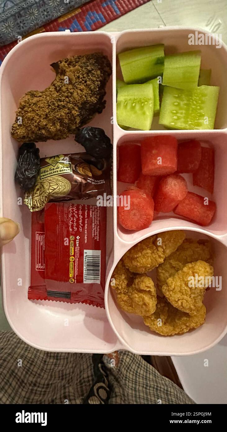 lunch box idea for school going childrens Stock Photo - Alamy