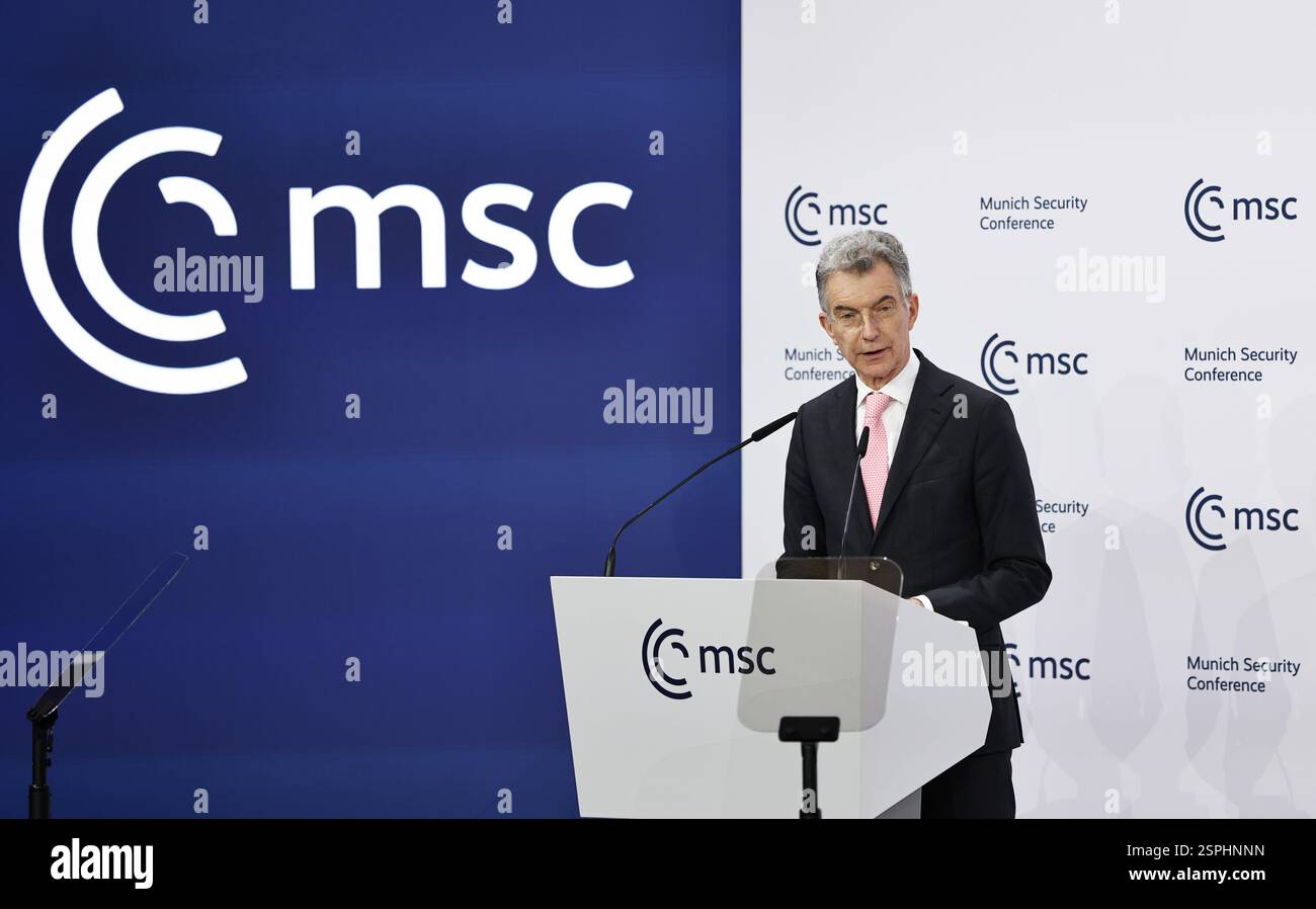 Global security challenges 2025 hi-res stock photography and images - Alamy