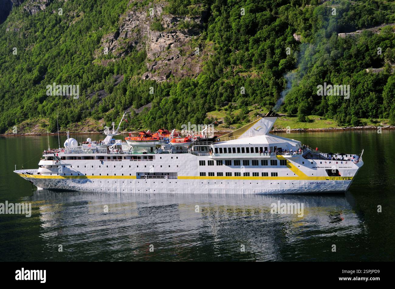 MS Vistamar (Orient Queen) cruise ship at Geiranger in western Norway ...