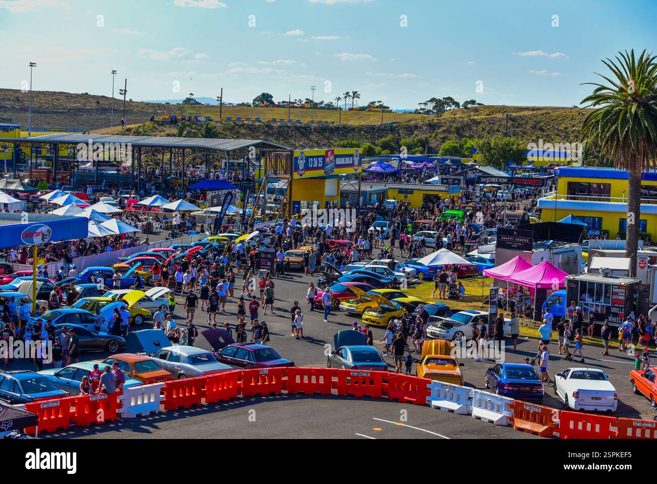 Top view of the classic cars and automotive enthusiasts during the Tuff ...