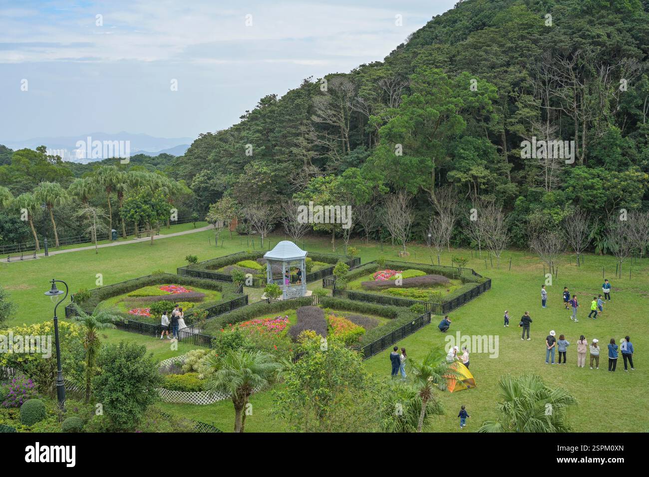 Victoria Peak Garden, Mount Austin Rd., The Peak, Hongkong ...