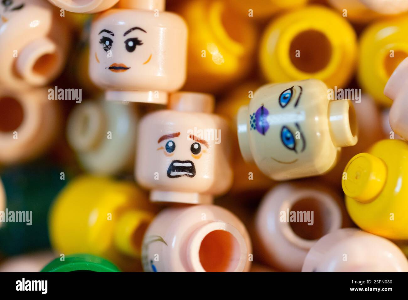 Lego head hi-res stock photography and images - Alamy