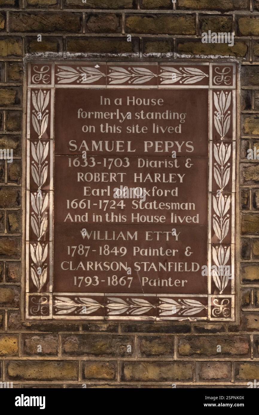 Brick detailing hi-res stock photography and images - Alamy