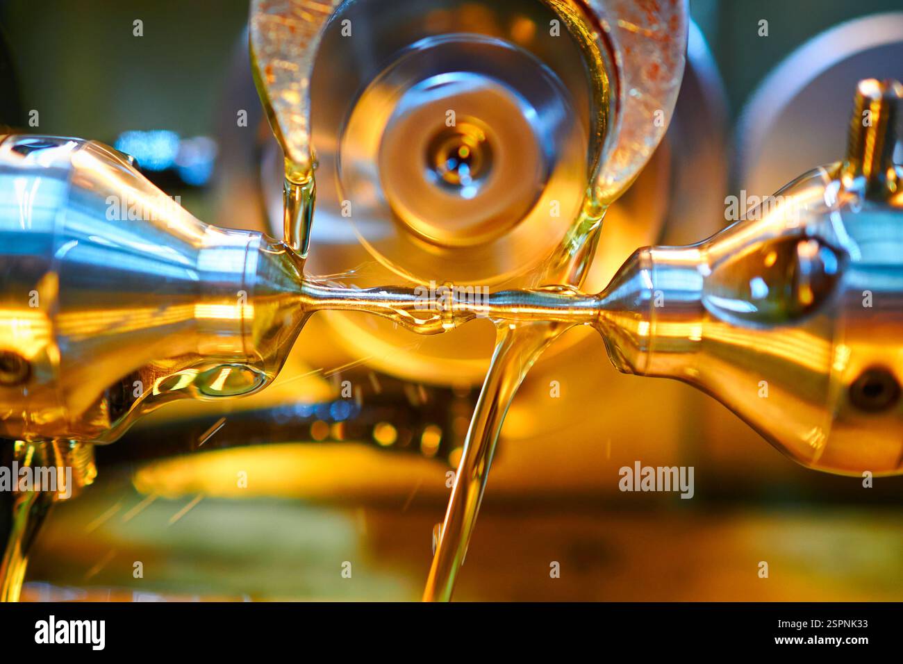 Innovative milling machine crafts intricate gears with precision and ...