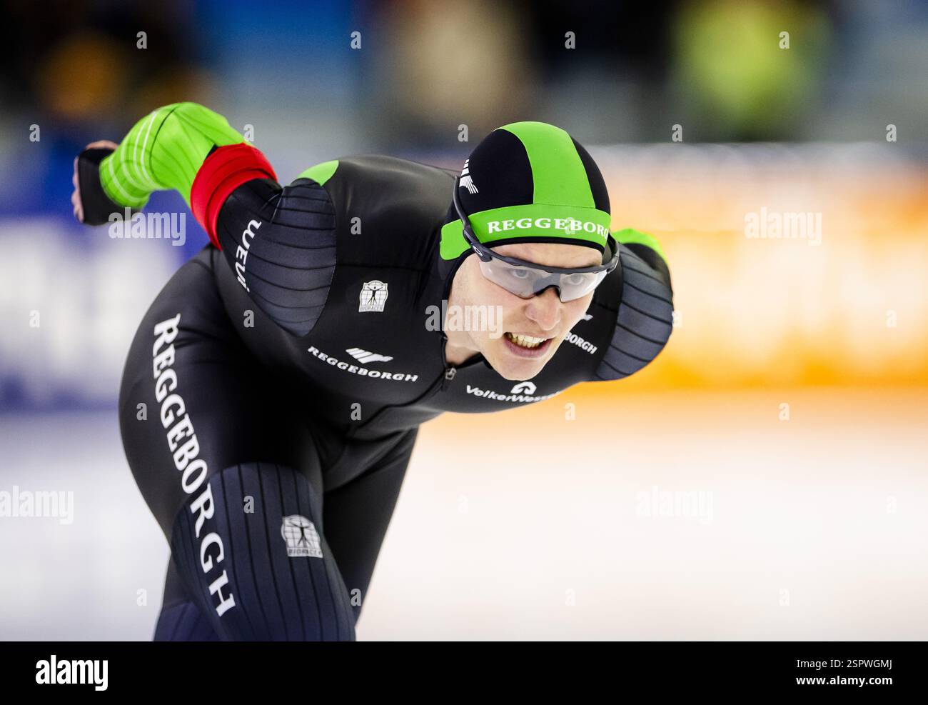 HEERENVEEN - Marcel Bosker in action on the men's 5000 meters during ...