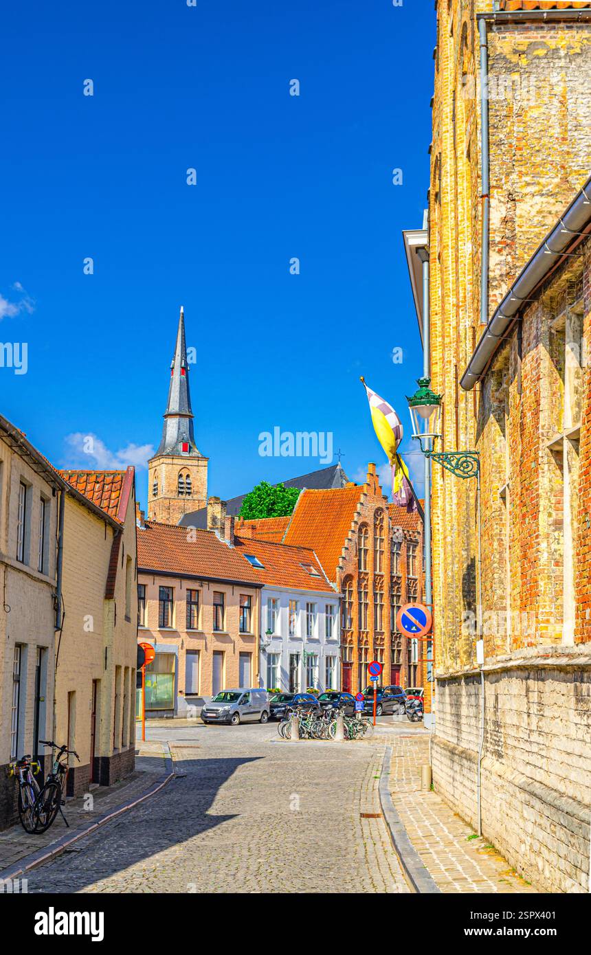 Bruges old town Sint-Anna quarter medieval district, narrow street ...