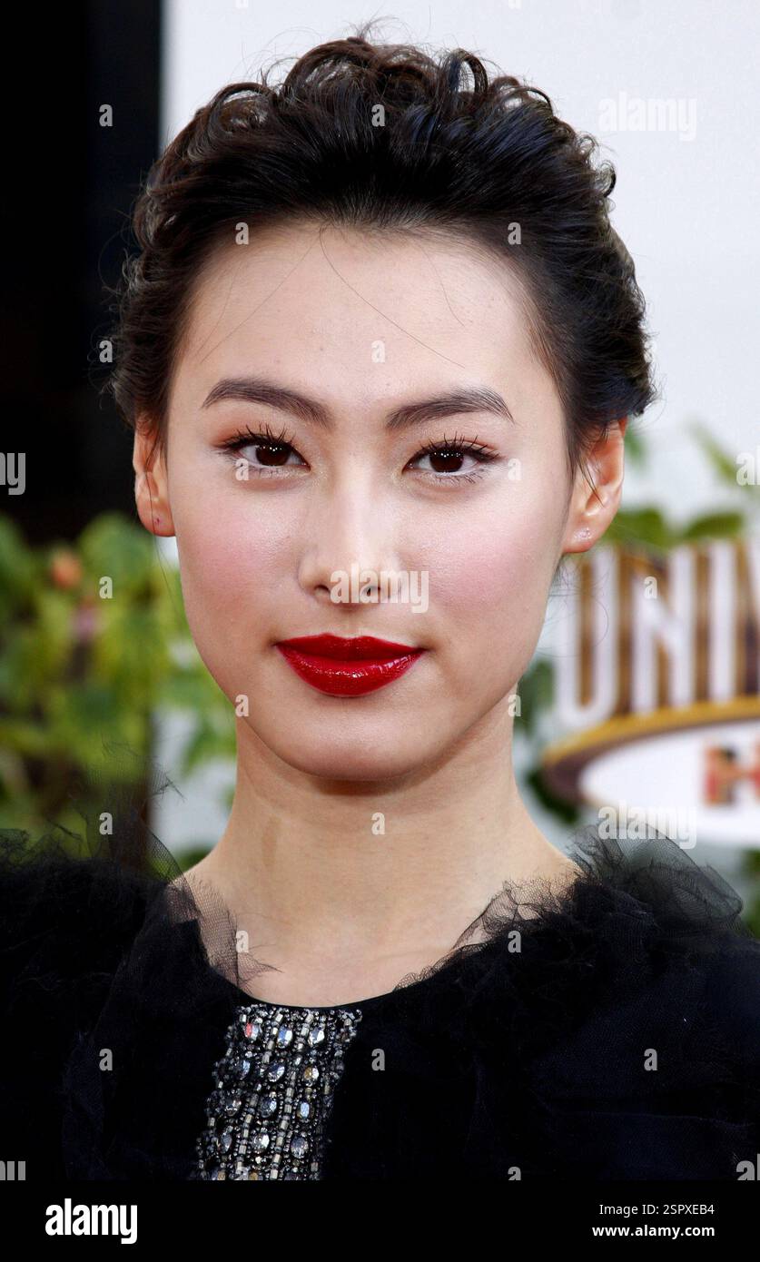 Isabella Leong at the Los Angeles premiere of 'The Mummy: Tomb Of The ...