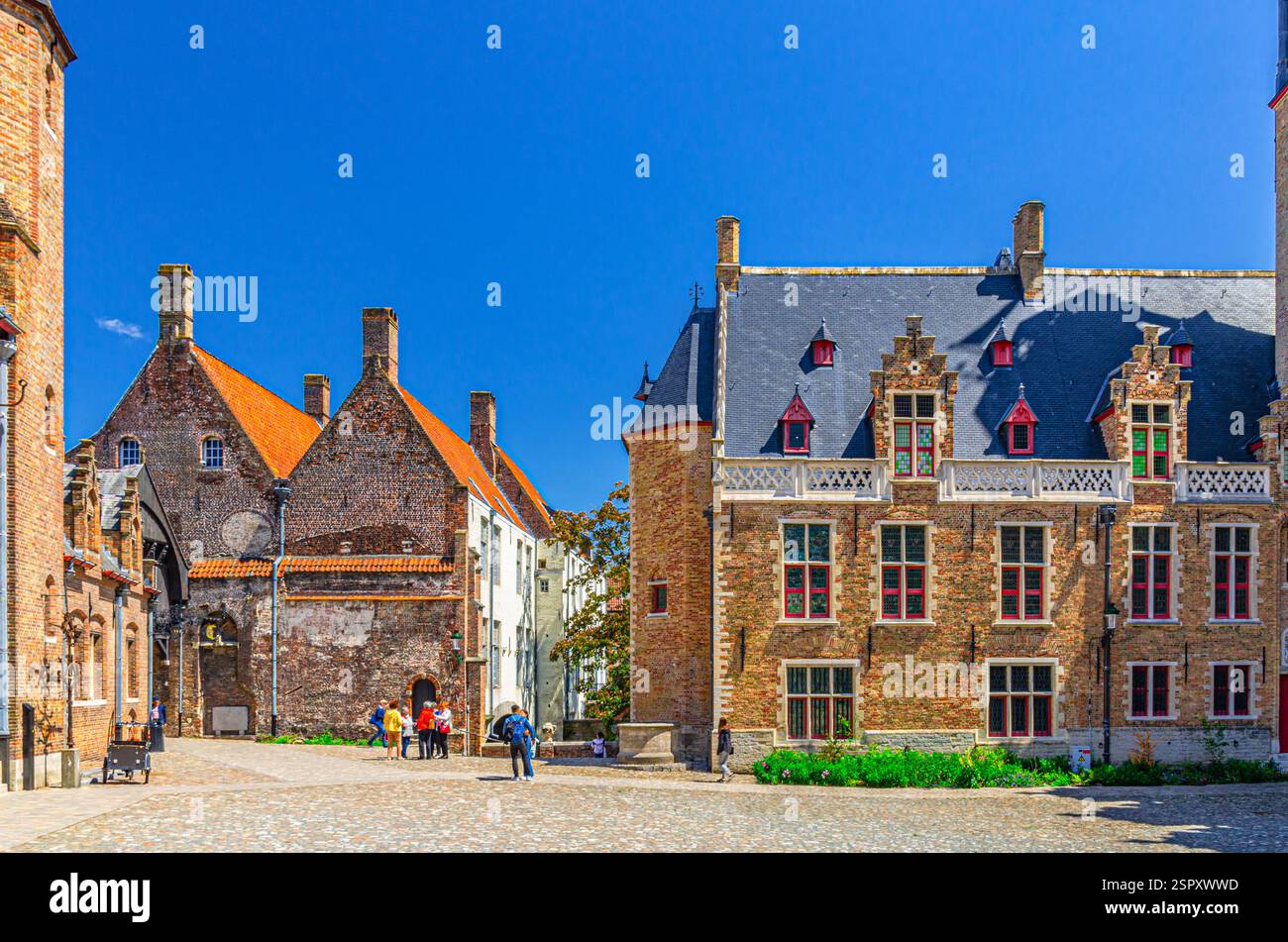 Gruuthusemuseum Louis de Gruuthuse museum building Gruuthuse Palace courtyard in Brugge city ...