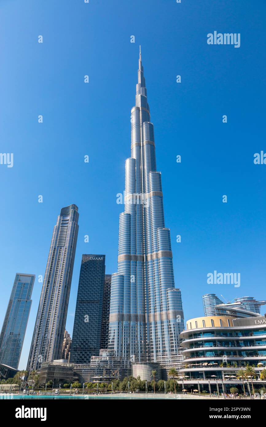 The Burj Khalifa or tallest structure building in the world in Dubai ...
