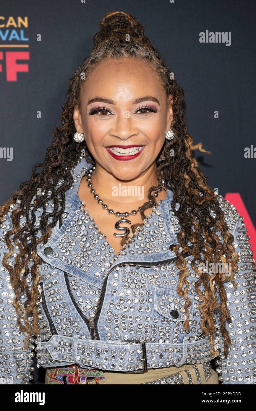 Actress Dr. Shalonda Crawford attends the Los Angeles Premiere of ...