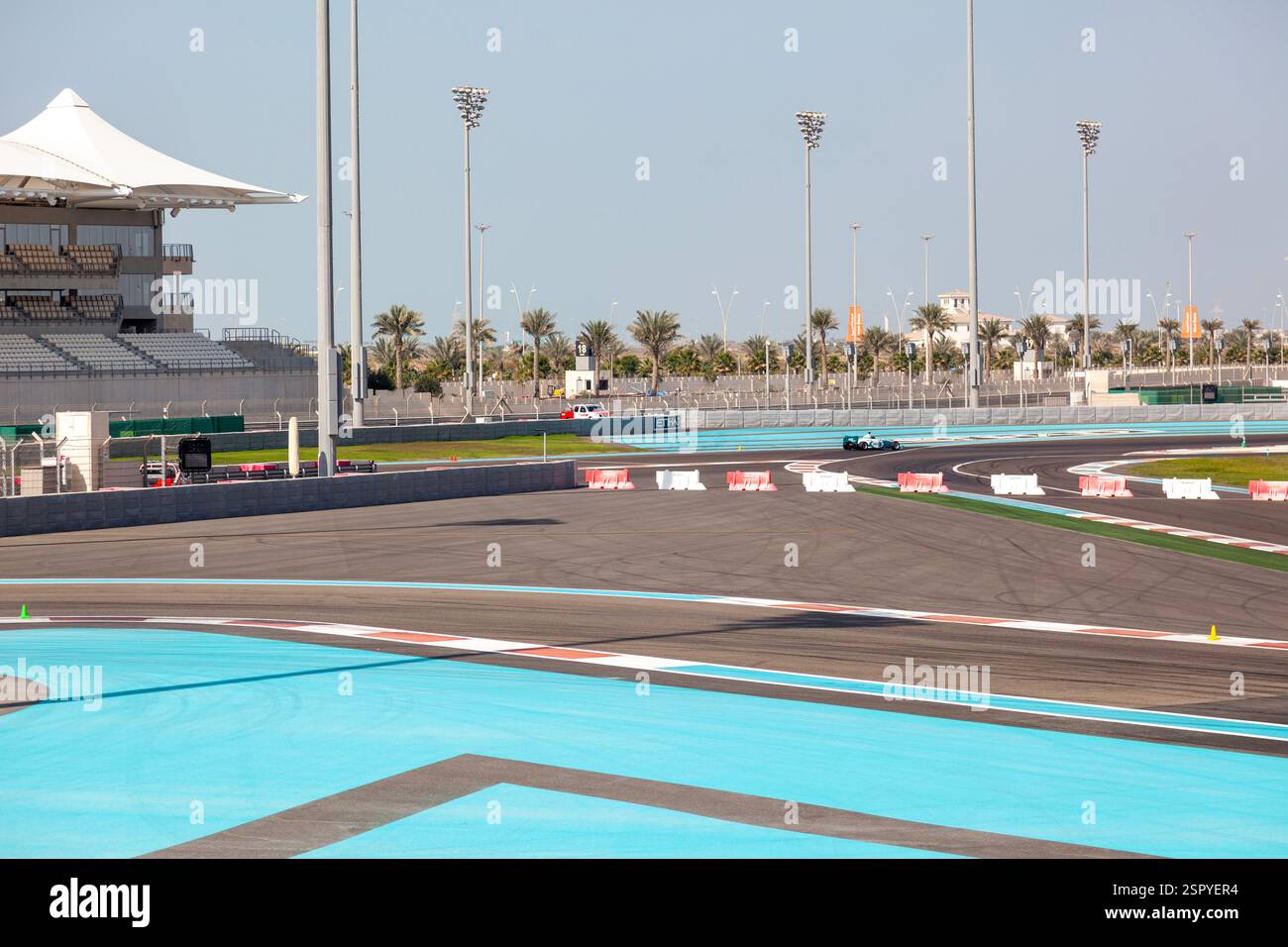 F1 Race Track Abu Dhabi, Yas Stock Photo - Alamy