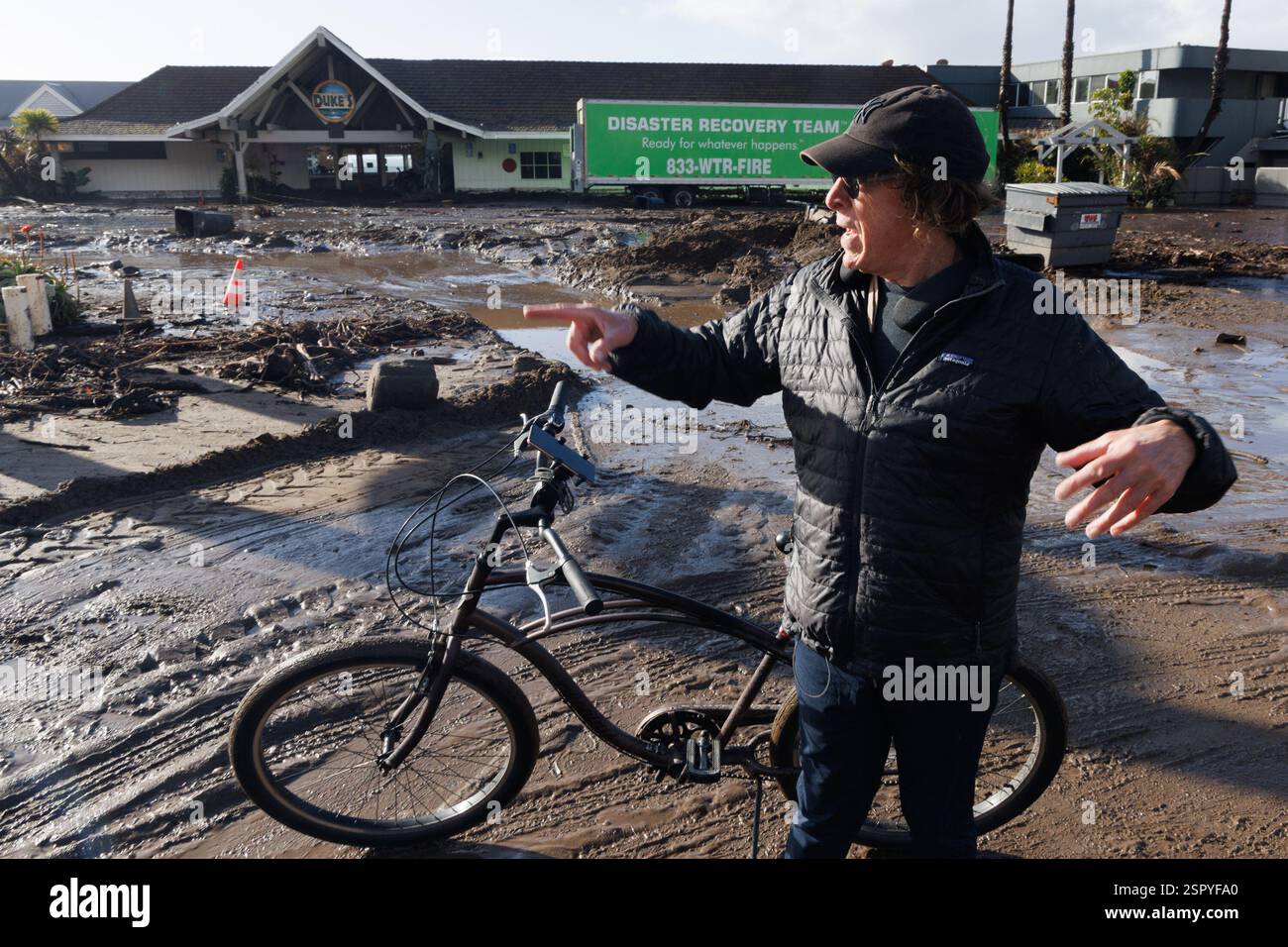 Malibu, California, USA. 14th Feb, 2025. Malibu resident KEN TAVES ...