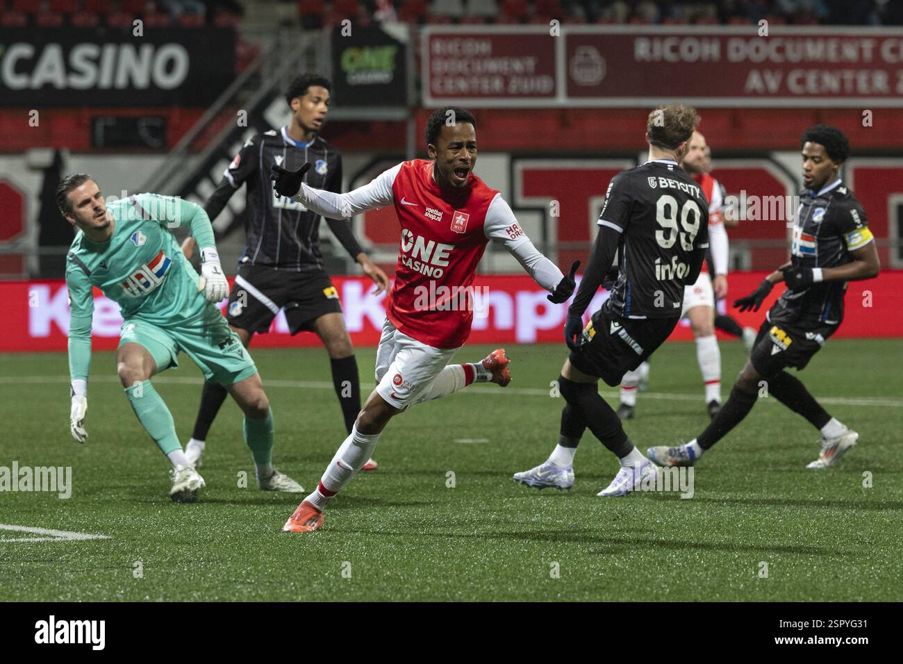 Maastricht, Nederland. 14th Feb, 2025. MAASTRICHT, football, 14-2-2025 ...