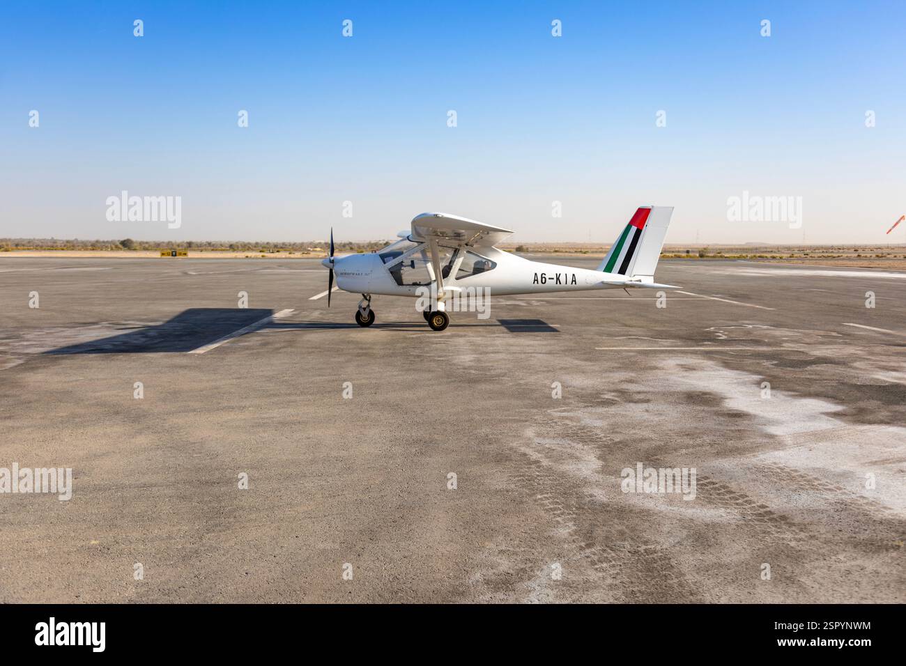 Two seater ultralight airplane hi-res stock photography and images - Alamy