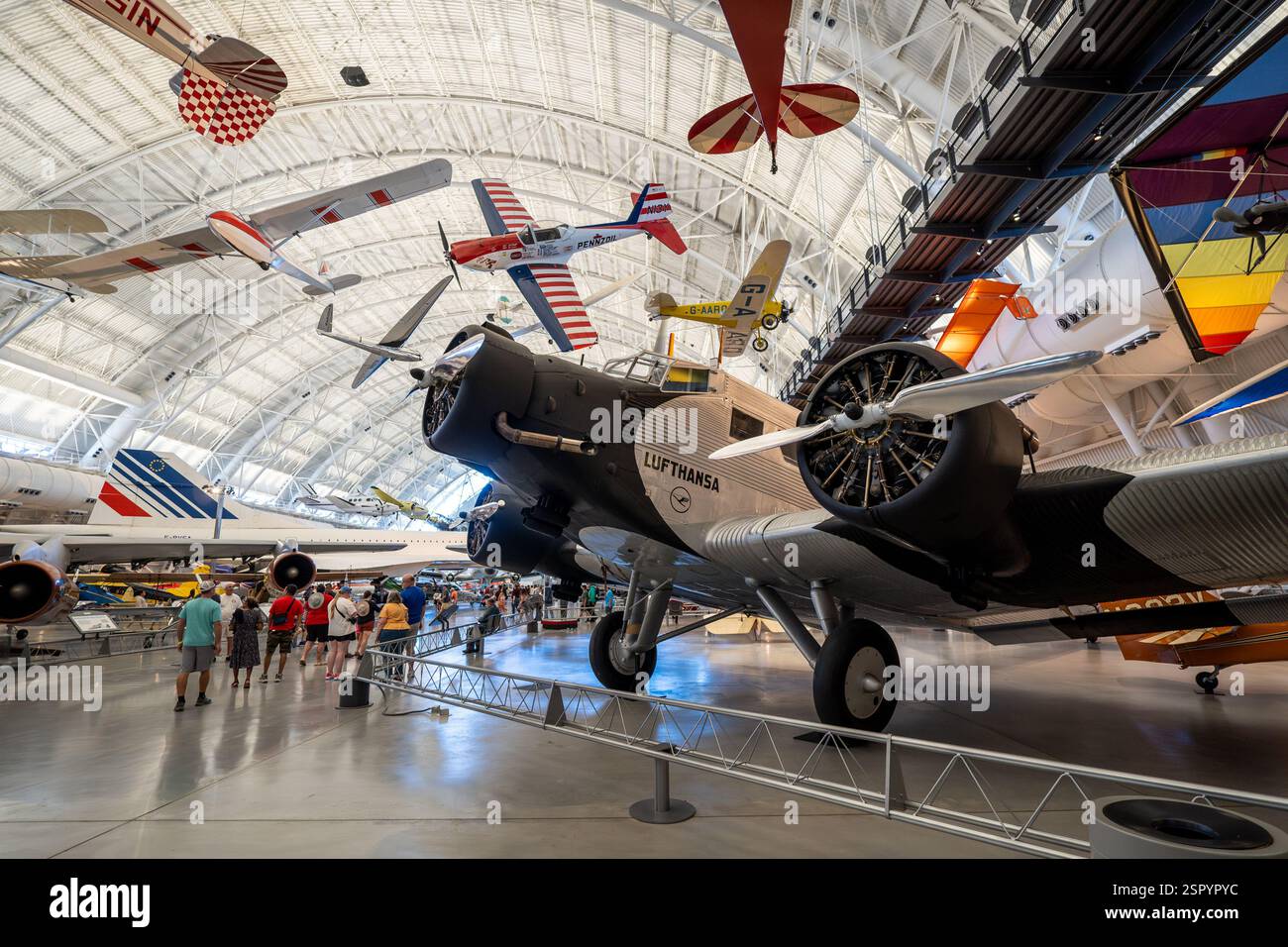 Innovations in Flight at the Smithsonian Air and Space Museum. Udvar Hazy Center at Dulles ...
